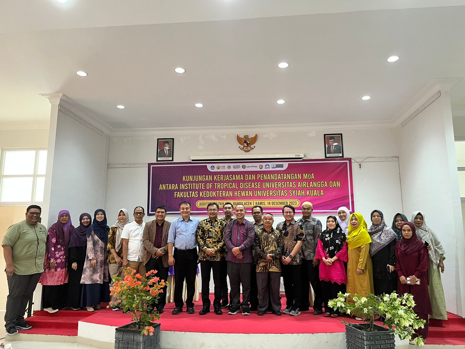 Jalin MoA dengan FKH-USK guna Perkuat Riset dan Inovasi - Institute of ...